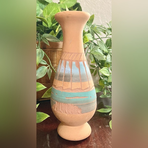 Handmade | Art | Handcrafted Native American Navajo Pottery 65 Etched ...